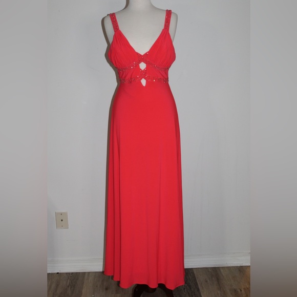 Morgan & Co. | Dresses | Coral Morgan Co Formal | Poshmark